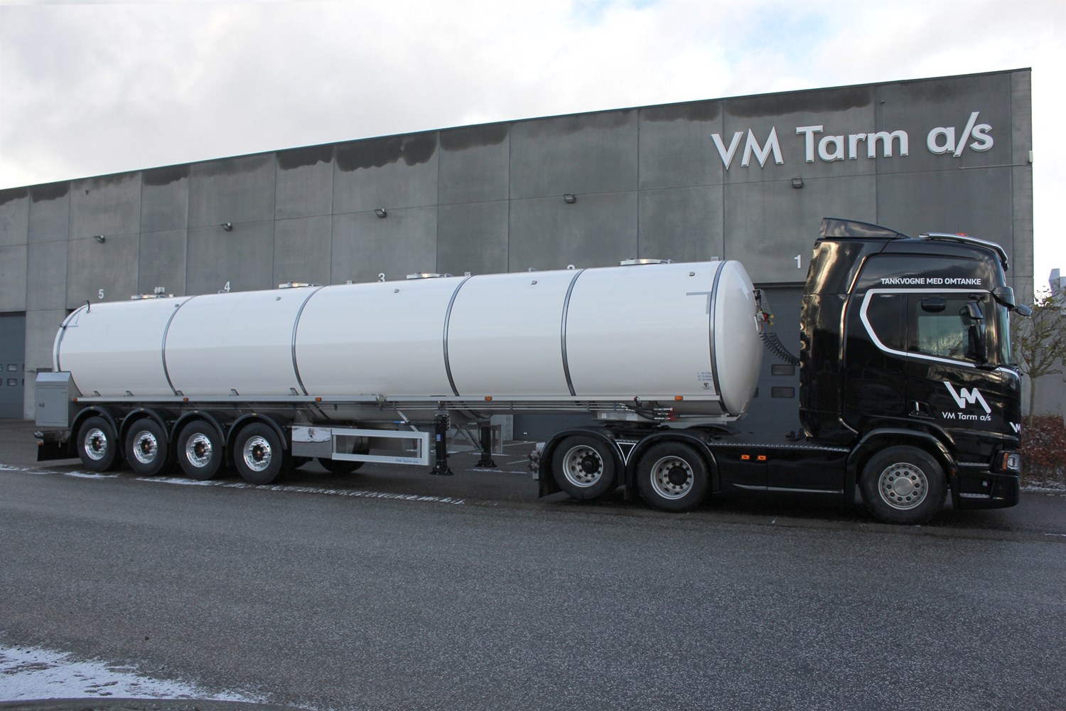 Milk tankers and trailers | VM Tarm a/s - VM Tarm a/s
